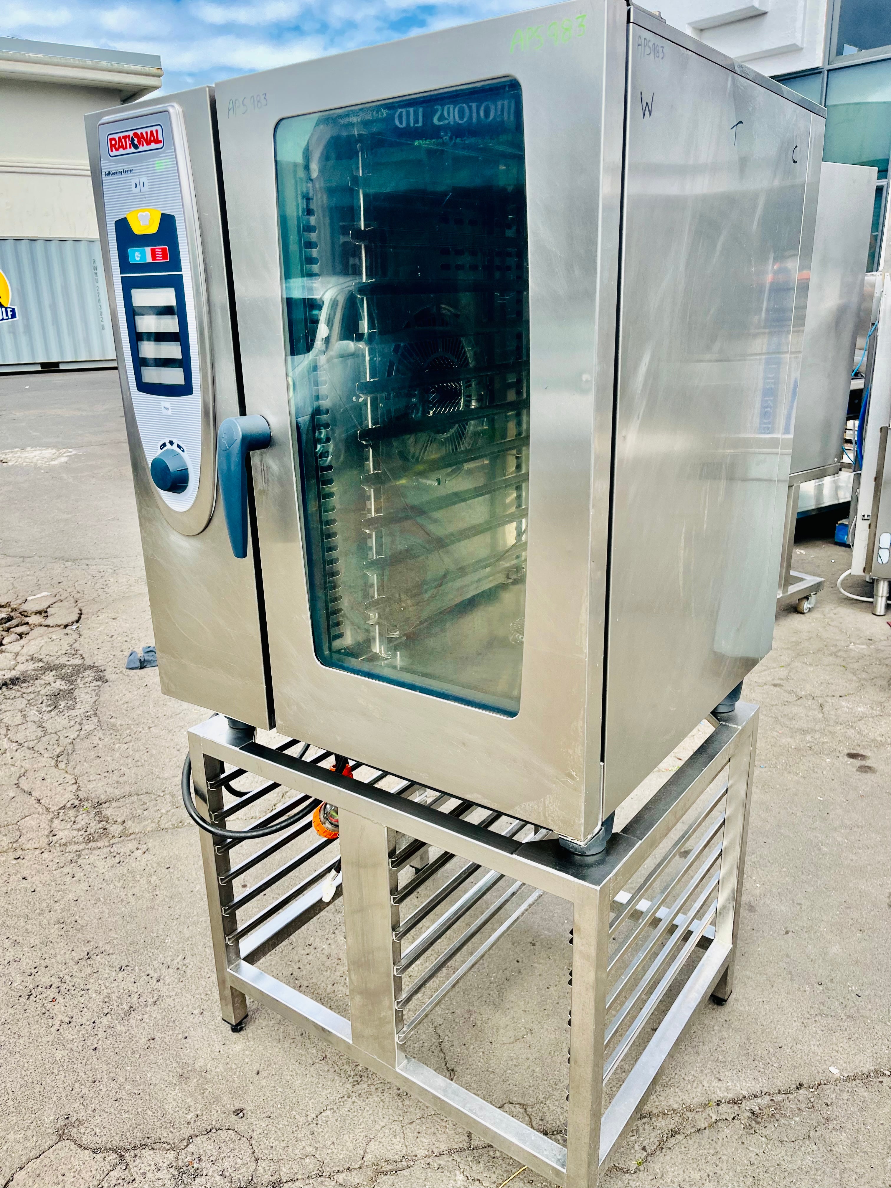 RATIONAL SCC101 ELECTRIC 10 TRAY SELF-CLEANING COMBI OVEN WITH STAND A